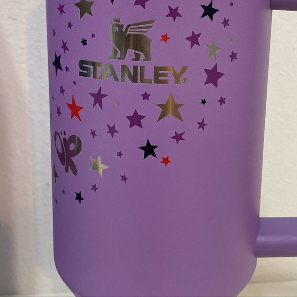 Stanley | Dining | Stanley X Olivia Rodrigo Quencher Flowstate Tumbler ...